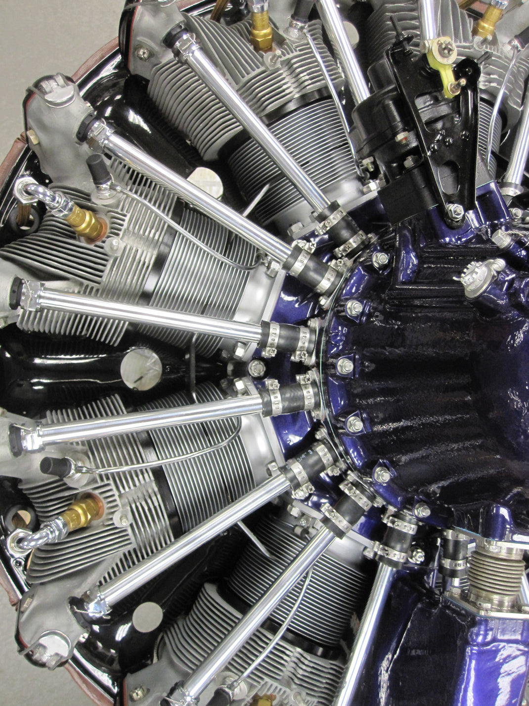 EXPERT AIRCRAFT MECHANICS SPECIALIZING IN M-14P ENGINES HOUSAI AI-14RA ...